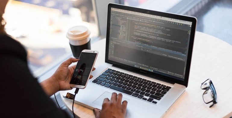 Apa itu Coding? Penjelasan Untuk Pemula - Dicoding Blog